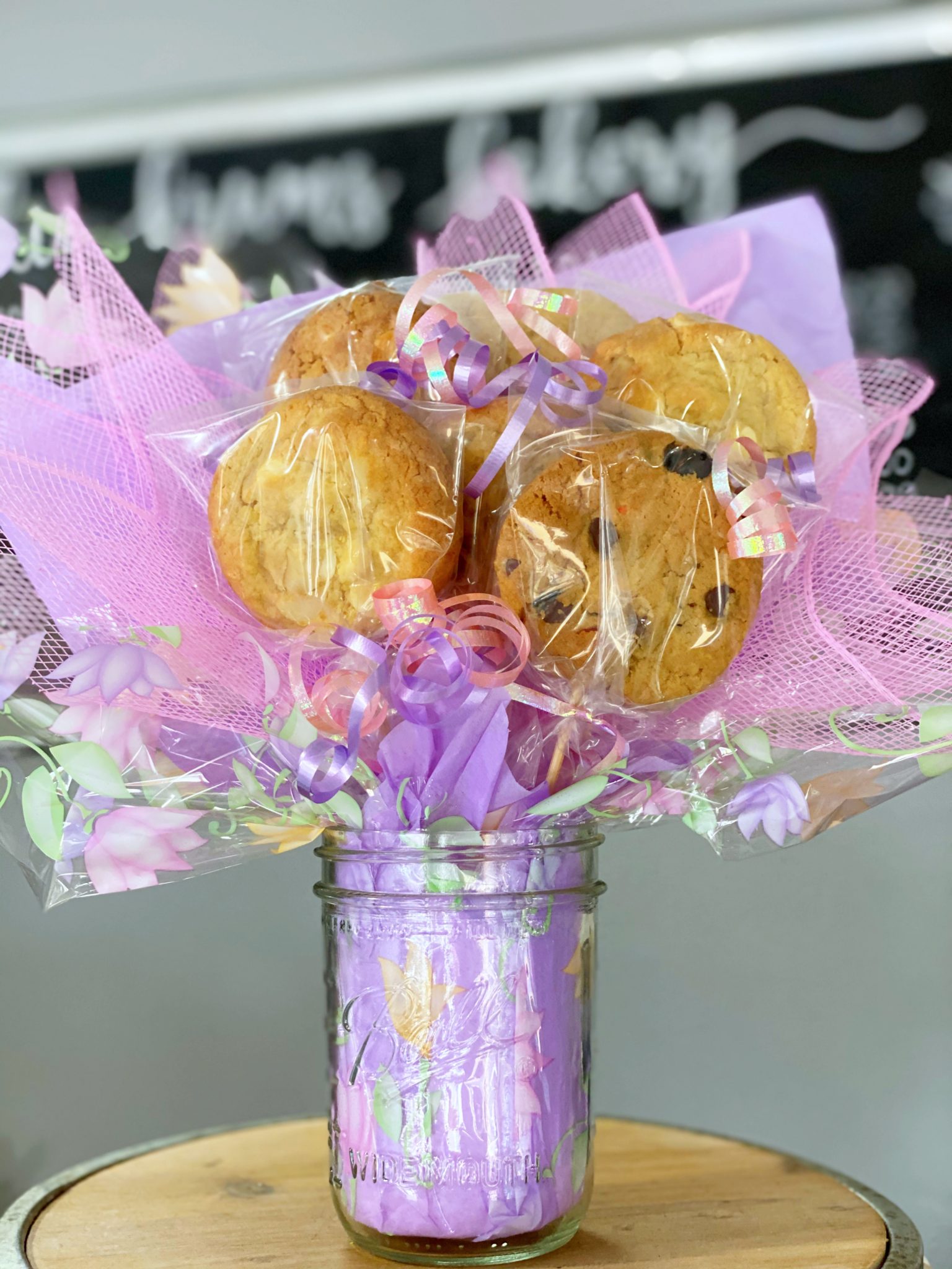 Flamingo Cookie Pot Bouquet - Kookie Krums